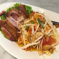 ครัวดอกไม้ขาว (White Flower Factory) - Thai Restaurant in ปทุมวัน