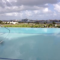 Infinity Pool - Pool