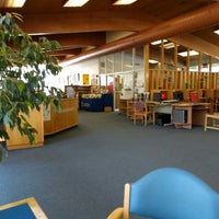 Izaak Walton Killam Memorial Library - Library in Yarmouth