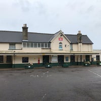 Sandown Railway Station (SAN) - Rail Station