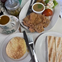 Restoran Hua Mui 华美茶餐室 - Chinese Restaurant