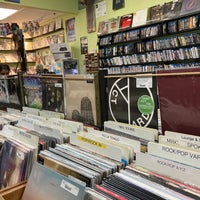 Reckless Records - The Loop - 27 tips from 2329 visitors