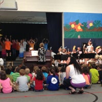 Red Hawk Ridge Elementary School - Elementary School in Aurora