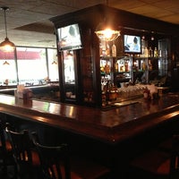 Bucket Shop Café - Pub in Lenox