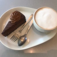 Rachel's Coffee House - Café in Davisville