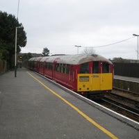 Sandown Railway Station (SAN) - Rail Station