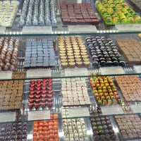 William Dean Chocolates - Dessert Shop