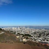 Twin Peaks Summit (North/Eureka Peak) - Scenic Lookout