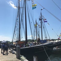 Bluenose ll - 131 visitors