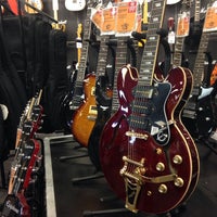 Guitar Center - Music Store