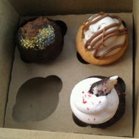 Frosted Cakery - Bakery in Fresno