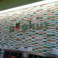 Yoghut Frozen Yogurt & Smoothies (Now Closed) - Frozen Yogurt Shop in ...