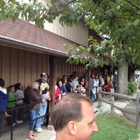 Whacky Shack - Theme Park Ride / Attraction