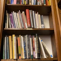 Reader's Corner - Used Bookstore