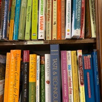 Reader's Corner - Used Bookstore