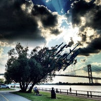 Windsor Riverside - University - Riverside drive West