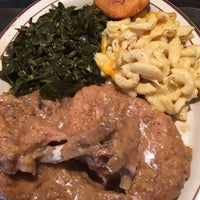 MacArthur's Restaurant - Southern Food Restaurant in Austin