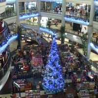 Robinsons Place Manila - Shopping Mall in Ermita