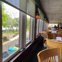 King George II Inn - 102 Radcliffe St