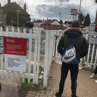 Farnborough North Railway Station (FNN)