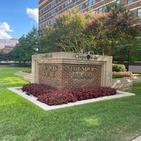 Founders Square - Building