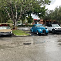 Packy's Sports Grill - Sports Bar