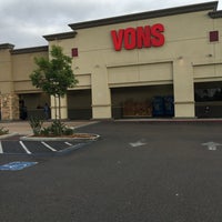 VONS - Clairemont Mesa East - 8 tips from 1374 visitors
