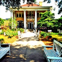 Blue Willow Inn Restaurant - Southern / Soul Food Restaurant