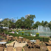 Parku Rinia - Park in Tirana