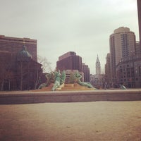 One Logan Square - Logan Square - 2 tips