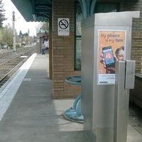 TriMet E 102nd Ave MAX Station - Light Rail Station in Portland