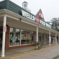 Wells Super Food Market - Grocery Store