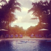 One&Only Ocean Club Pool Terrace Restaurant - 46 visitors