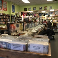 Reckless Records - The Loop - 28 tips from 2287 visitors