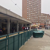 Dundas West Subway Station - Metro Station