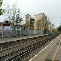 Kew Bridge Railway Station (KWB) - Train Station