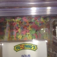 Fuzziwig's Candy Factory - Lake View East - 2808 N Clark St