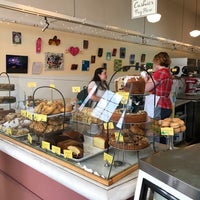 Sweet Adeline Bakeshop - Lorin District - 3350 Adeline St