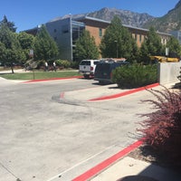 Jesse Knight Building - College Academic Building in University