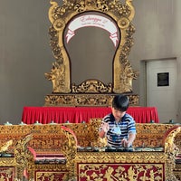 Erlangga 2 - Souvenir Store