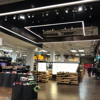 Transa Flagship Store - Sporting Goods Retail in Zürich