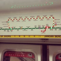 Raffles Place MRT Interchange (EW14/NS26) - Metro Station in Financial ...