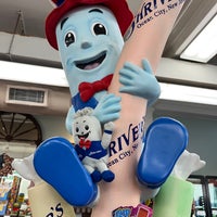 Shriver's Salt Water Taffy & Fudge - 28 tips from 1689 visitors