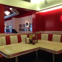 Dinermite (Now Closed) - Universität - Amalienstr. 23