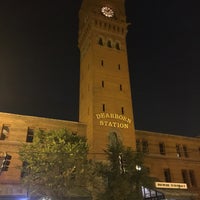 Dearborn Station - Dearborn Park - Chicago, IL