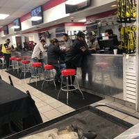 Houston Freightliner - Automotive Shop in Northeast Houston