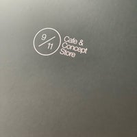 9/11 Cafe & Concept Store - Bistro