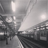 Hainault London Underground Station - Metro Station