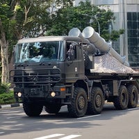 Tanjong Pagar MRT Station (EW15) - Metro Station in Financial District