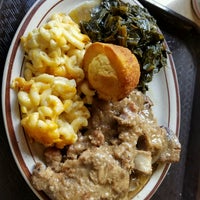 MacArthur's Restaurant - Southern Food Restaurant in Austin